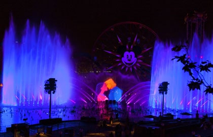 Disney's World of Color - A Whole New World of Light Shows - 5 Minutes ...