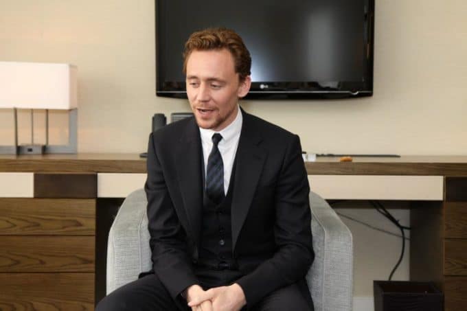 Marvel's The Avengers-Interview with Tom Hiddleston - 5 Minutes for Mom