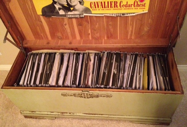 Easy Tip to Hide Paperwork - 5 Minutes for Mom