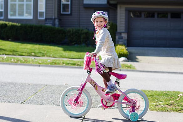 Wordless Wednesday - First Bike Ride - 5 Minutes for Mom