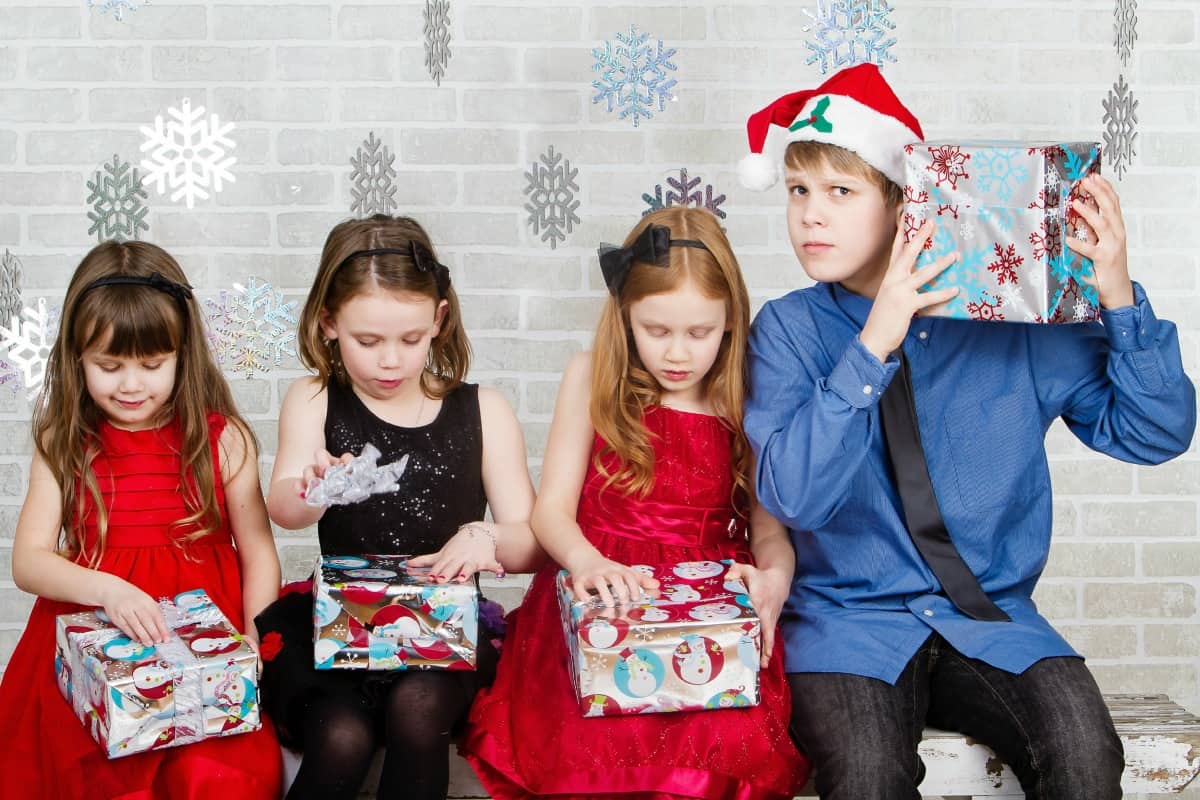 Focusing On What Matters Most During The Holidays - 5 Minutes for Mom