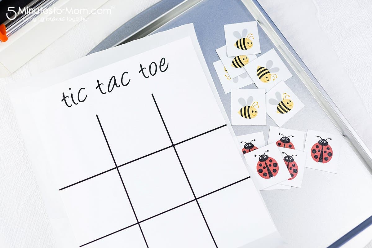 Magnetic Tic Tac Toe Board - 5 Minutes for Mom