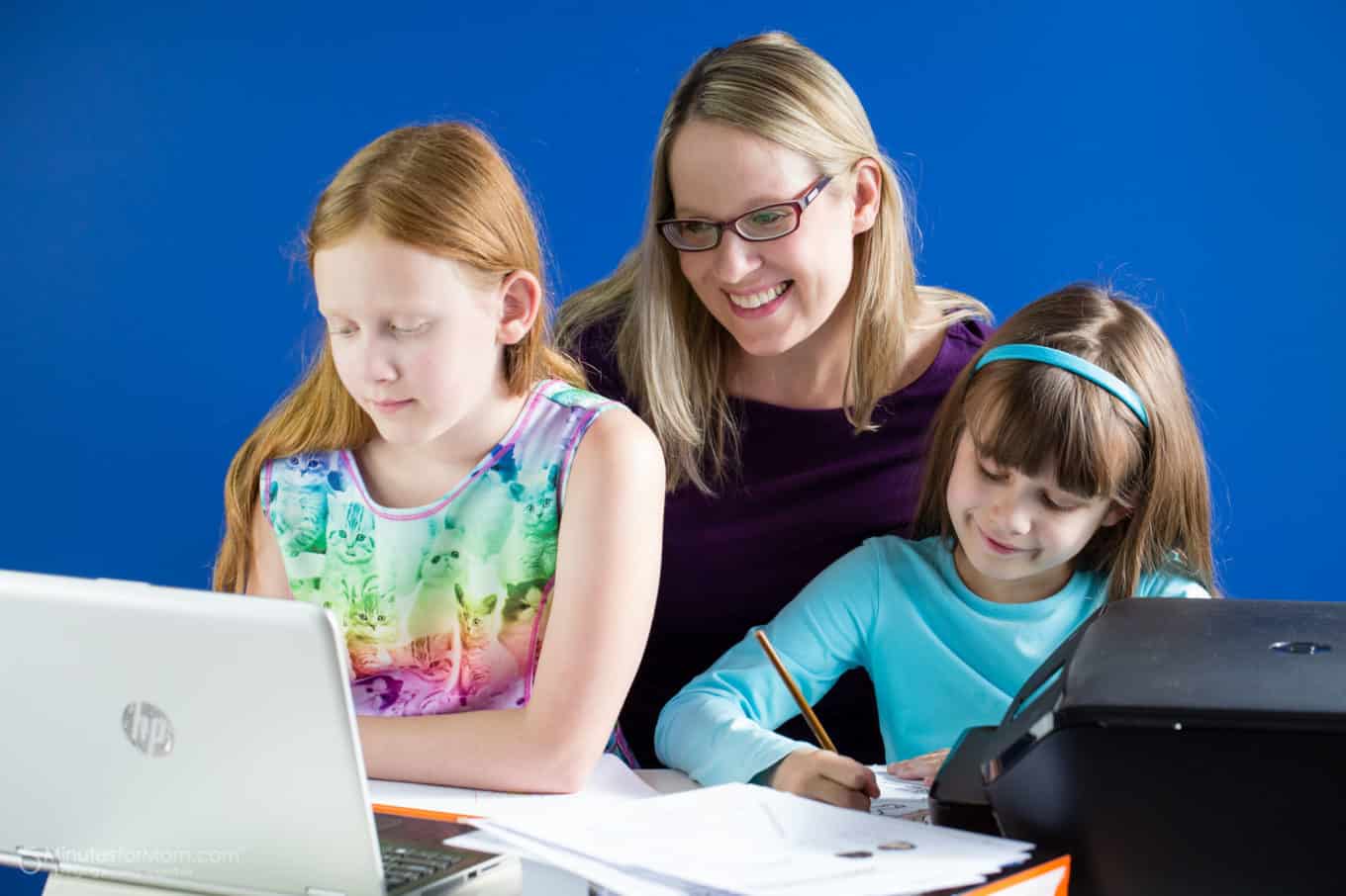 Using Technology To Bond With Your Kids #HPTreatsMoms