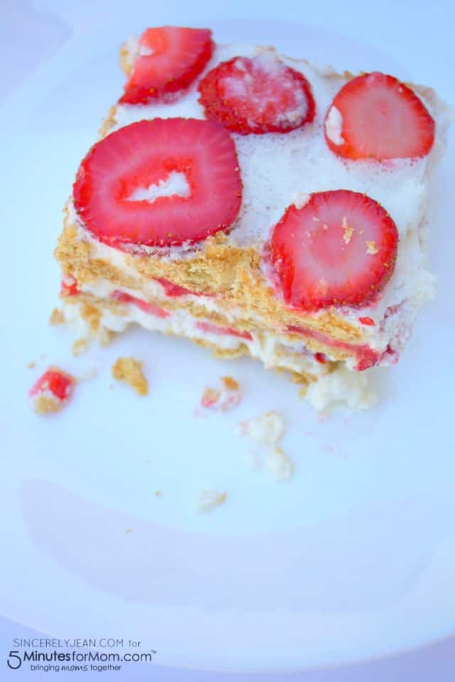No-Bake Strawberry Ice Box Cake Recipe