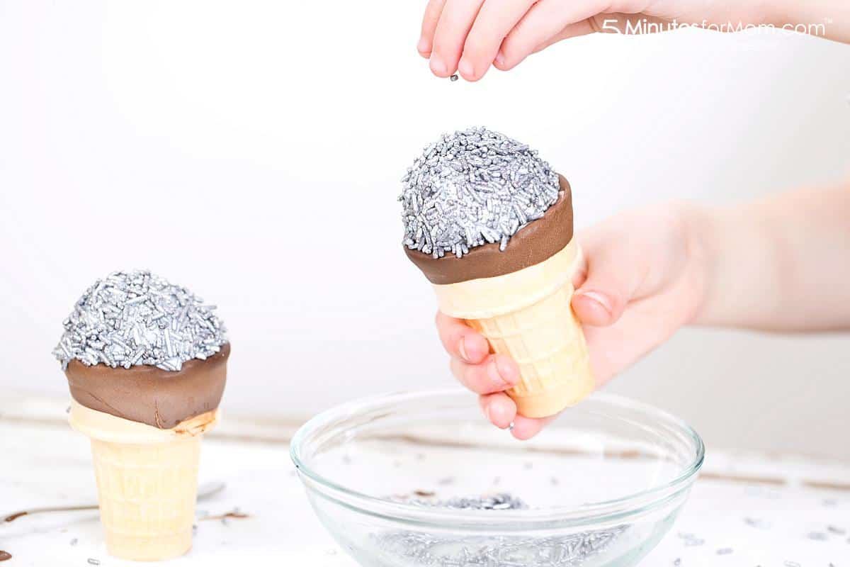 SING Family Movie Night with Ice Cream Cone Microphones #SingMovie