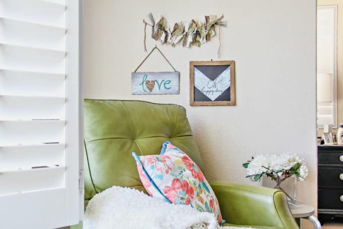 How To Make A Painted Love Sign