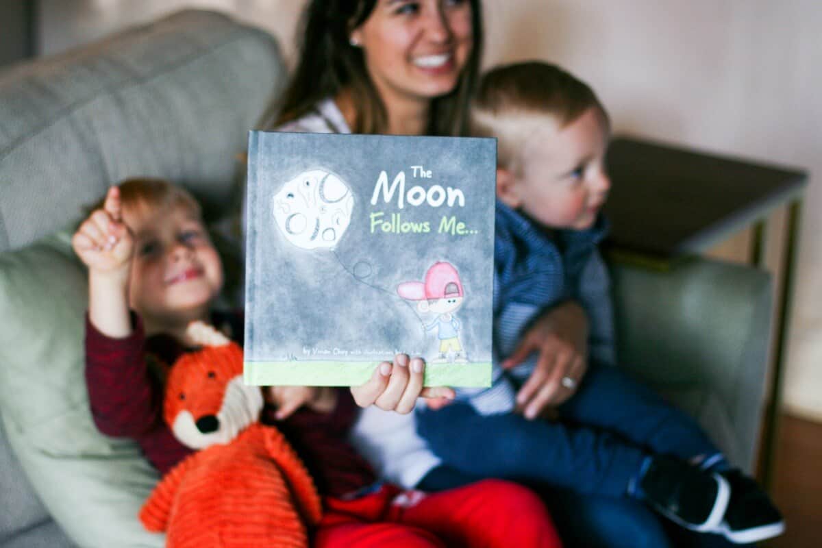 The Moon Follows Me - A Children's Book for Curious Kids