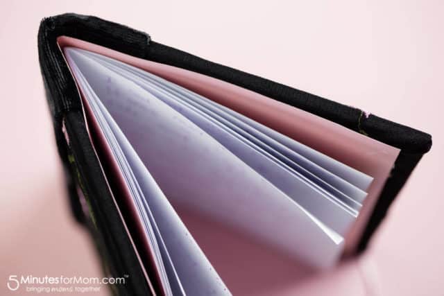 Easy Handmade Journals and Scrapbooks DIY Tutorial