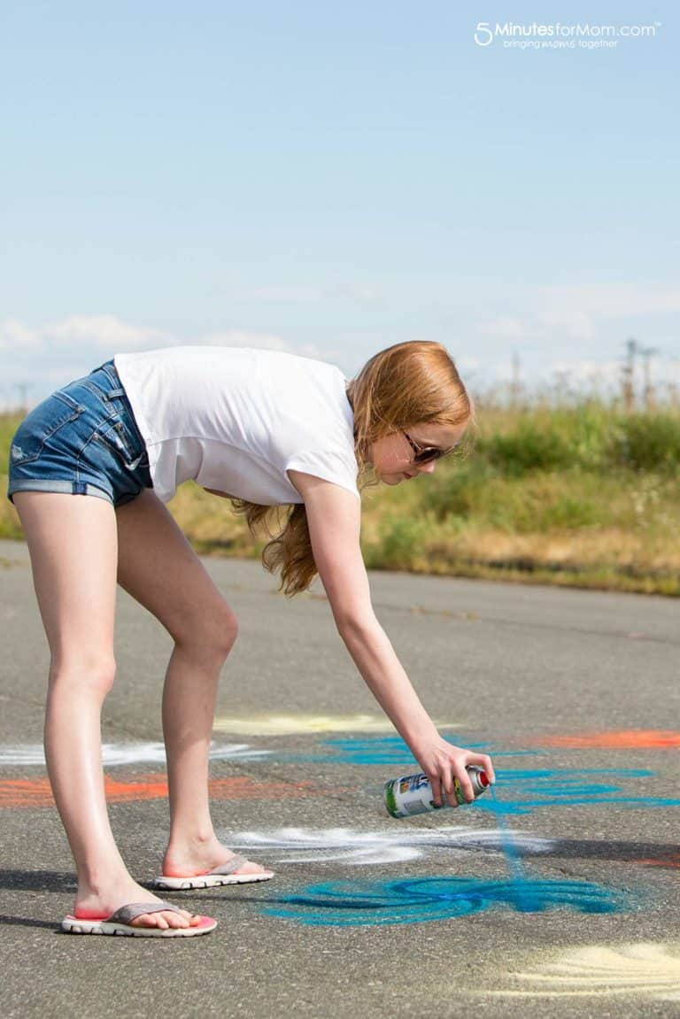 Chalk Photography - Make Spray Chalk Art With Your Kids - 5 Minutes for Mom