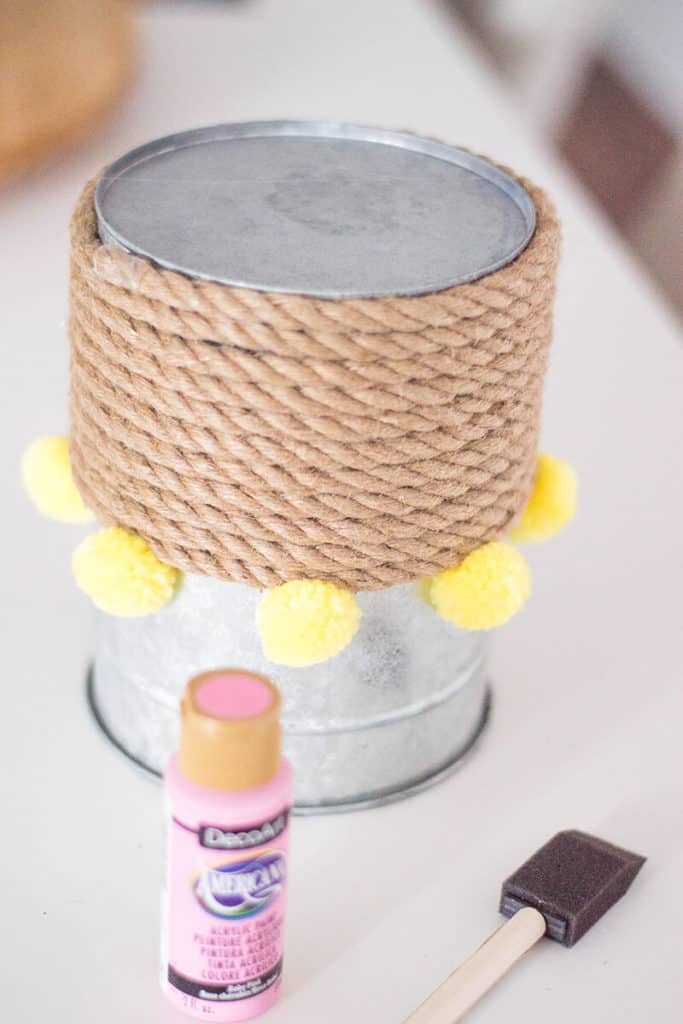 Rope Vase DIY - Add a Pop of Color to Your Decor - 5 Minutes for Mom
