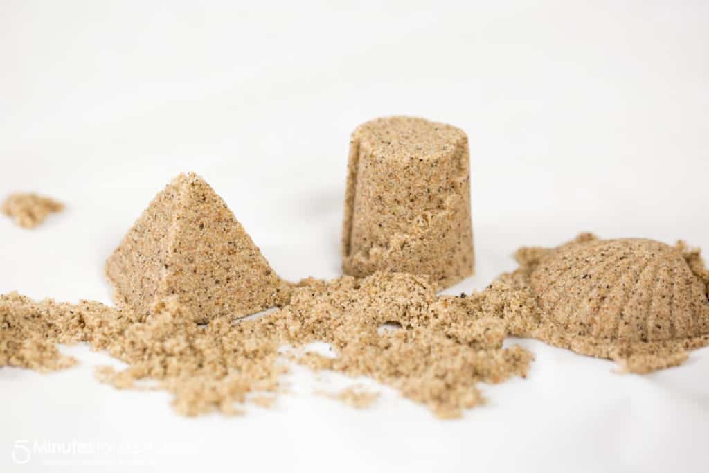 Kinetic Sand - What is the Best Kids Play Sand? - 5 Minutes for Mom