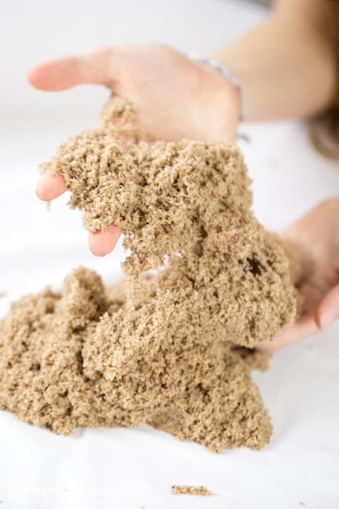 Kinetic Sand - What is the Best Kids Play Sand? - 5 Minutes for Mom