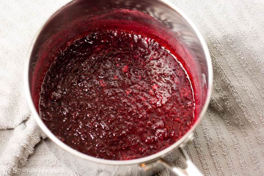 Raspberry Coulis - How To Make Raspberry Sauce - 5 Minutes for Mom