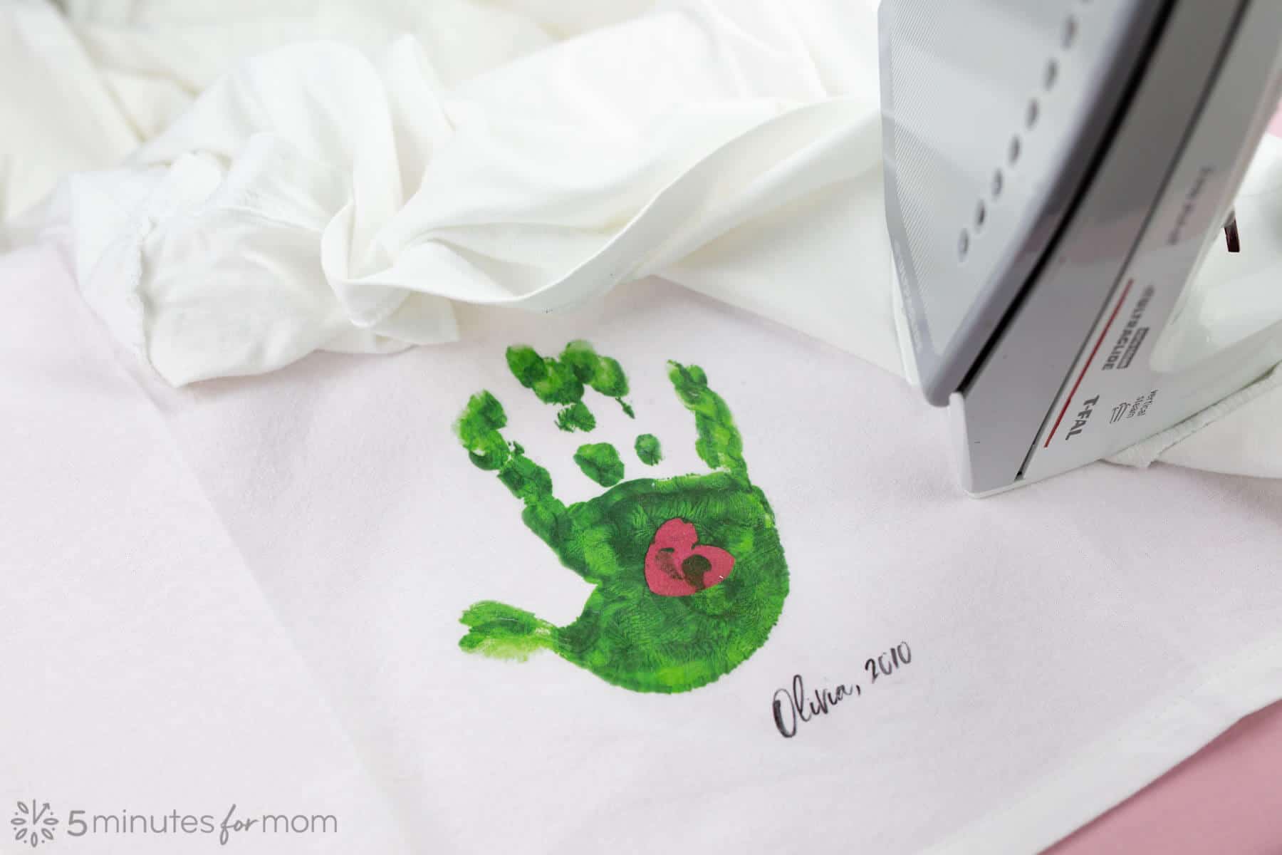 Photo Transfer Tea Towels - How to Transfer an Image to Fabric for a ...