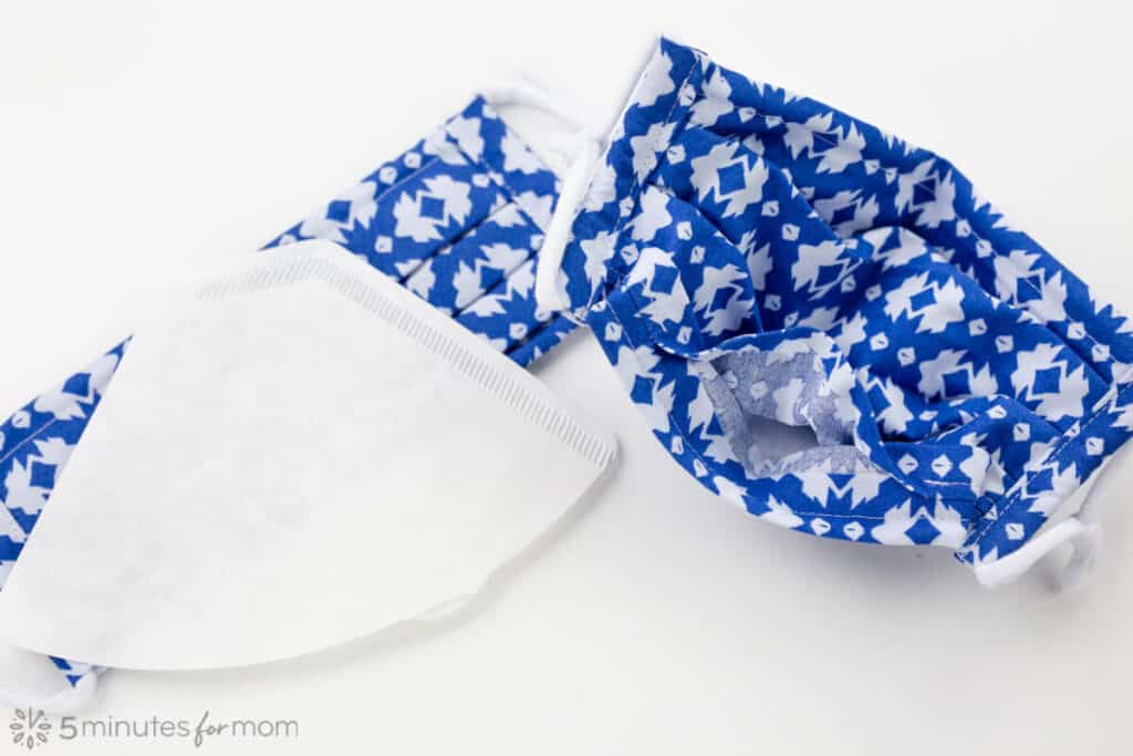 How to Sew a Pleated Face Mask with Filter Pocket - Free Pattern and ...