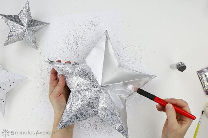 3D Paper Star Christmas Tree Topper - 5 Minutes for Mom