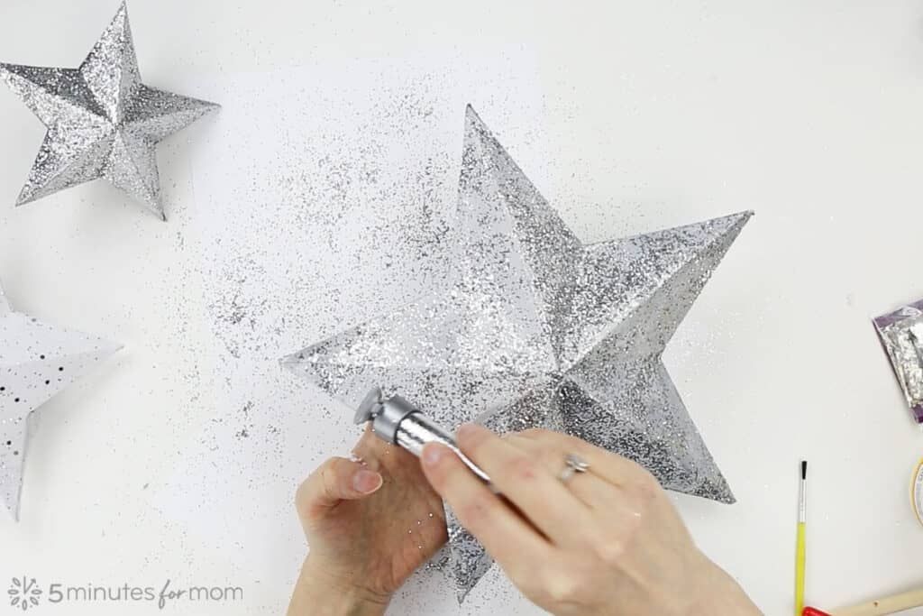 3D Paper Star Christmas Tree Topper - 5 Minutes for Mom