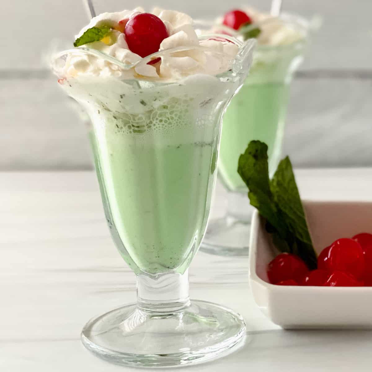 25 Awesome Rainbow and Green St. Patrick's Day Treats